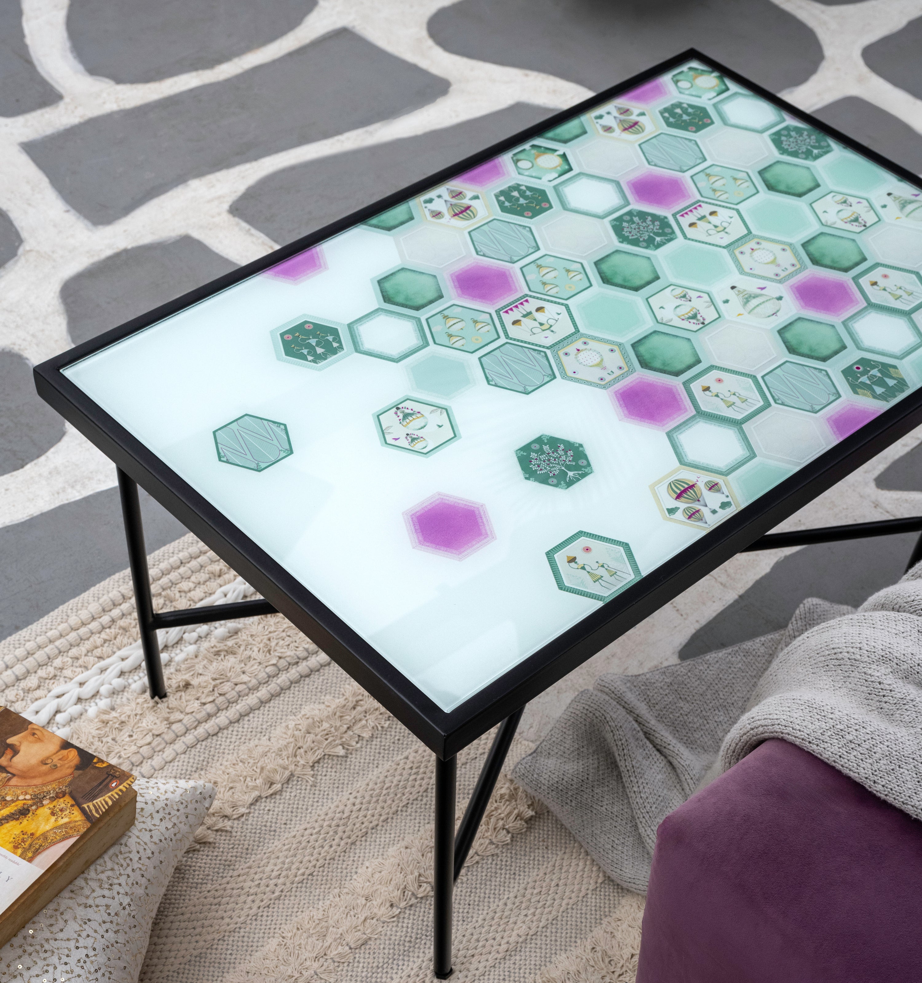 A Seashell’s Skyward Journey - Coffee Table – D'orable